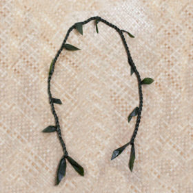 7 Different Methods of Making Hawaiian Leis | Shaka Lei